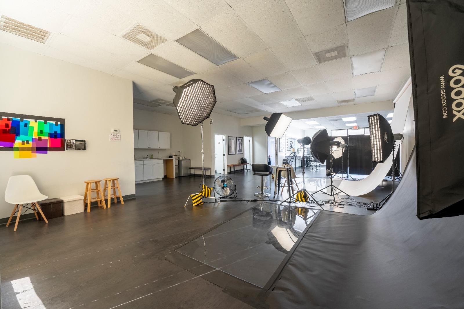 Studio 1: Premier Modeling Photography and Support Services